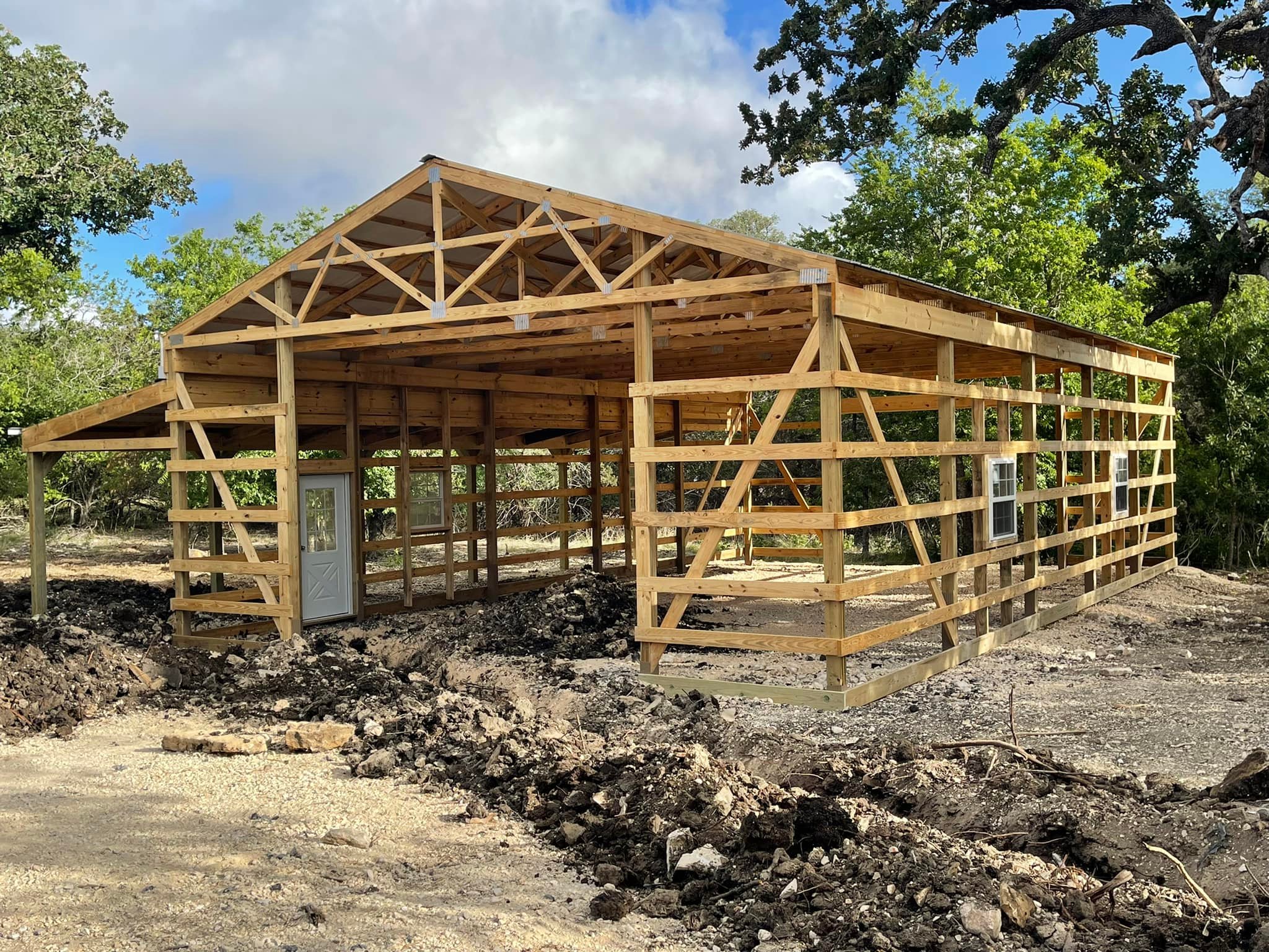 Suburban Buildings: Expert Texas Post Frame Construction